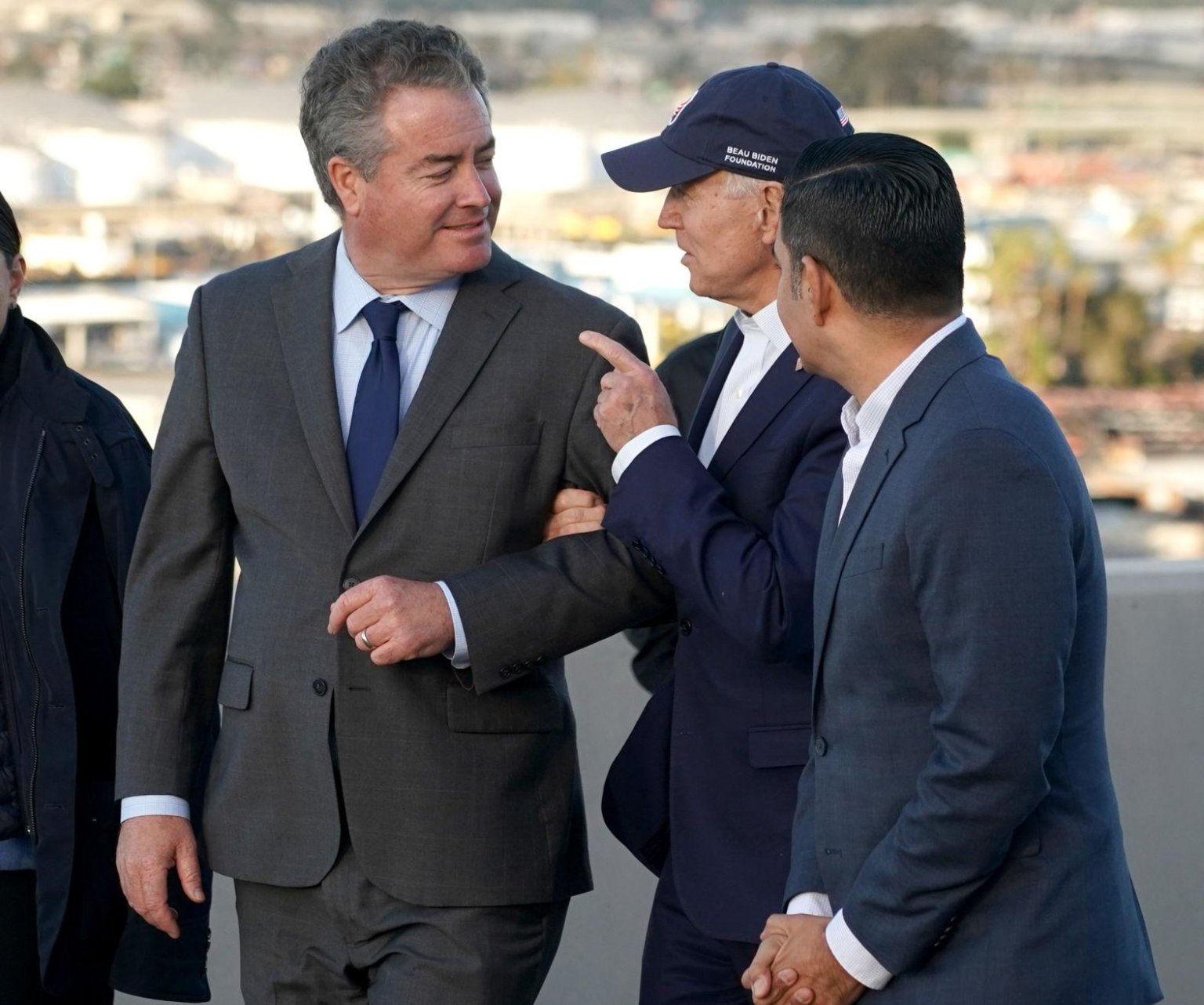 Activists, relatives demand justice for LA man fatally shot by ICE ...