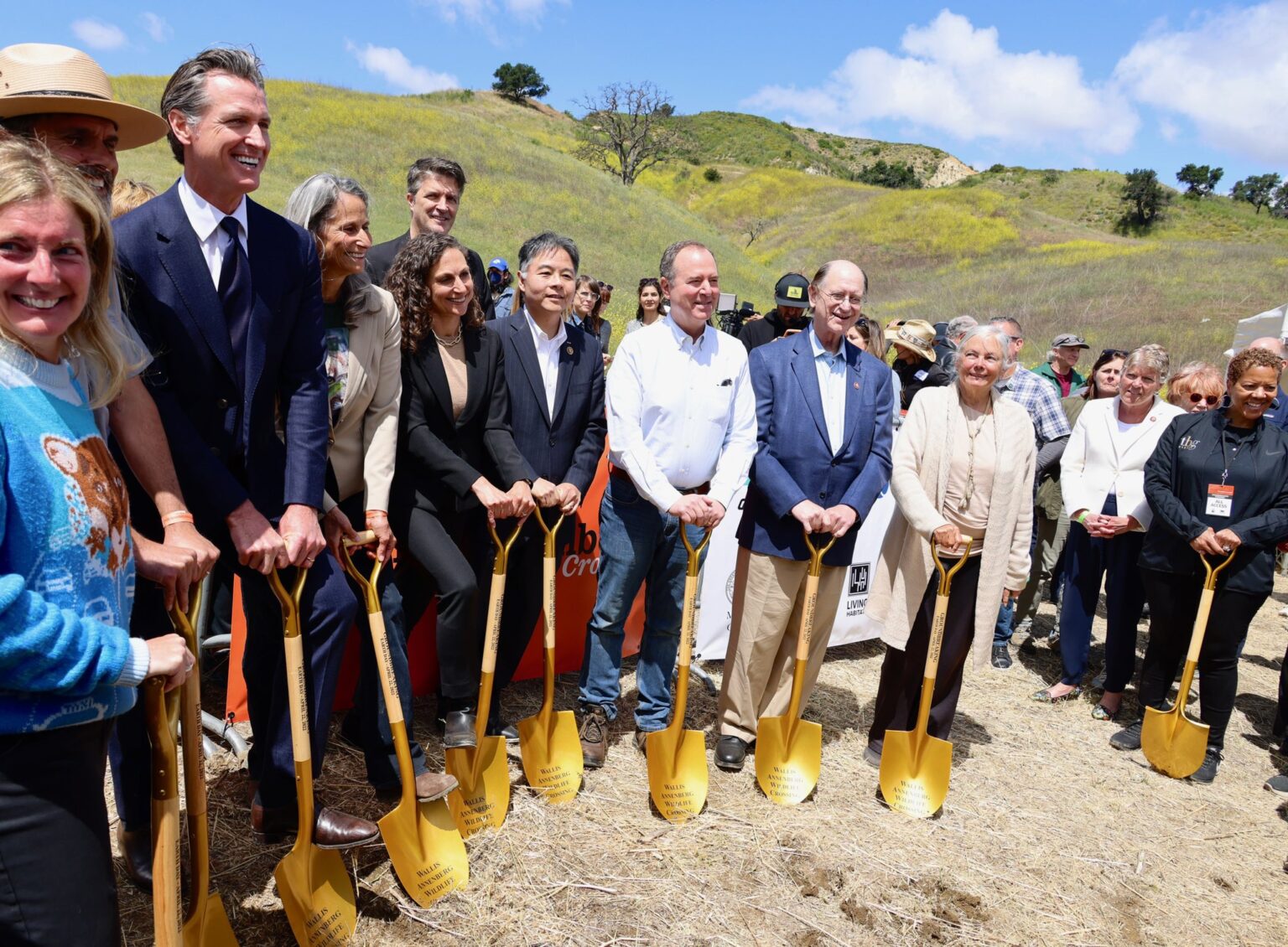 Construction begins on world's largest wildlife crossing over 101 Freeway