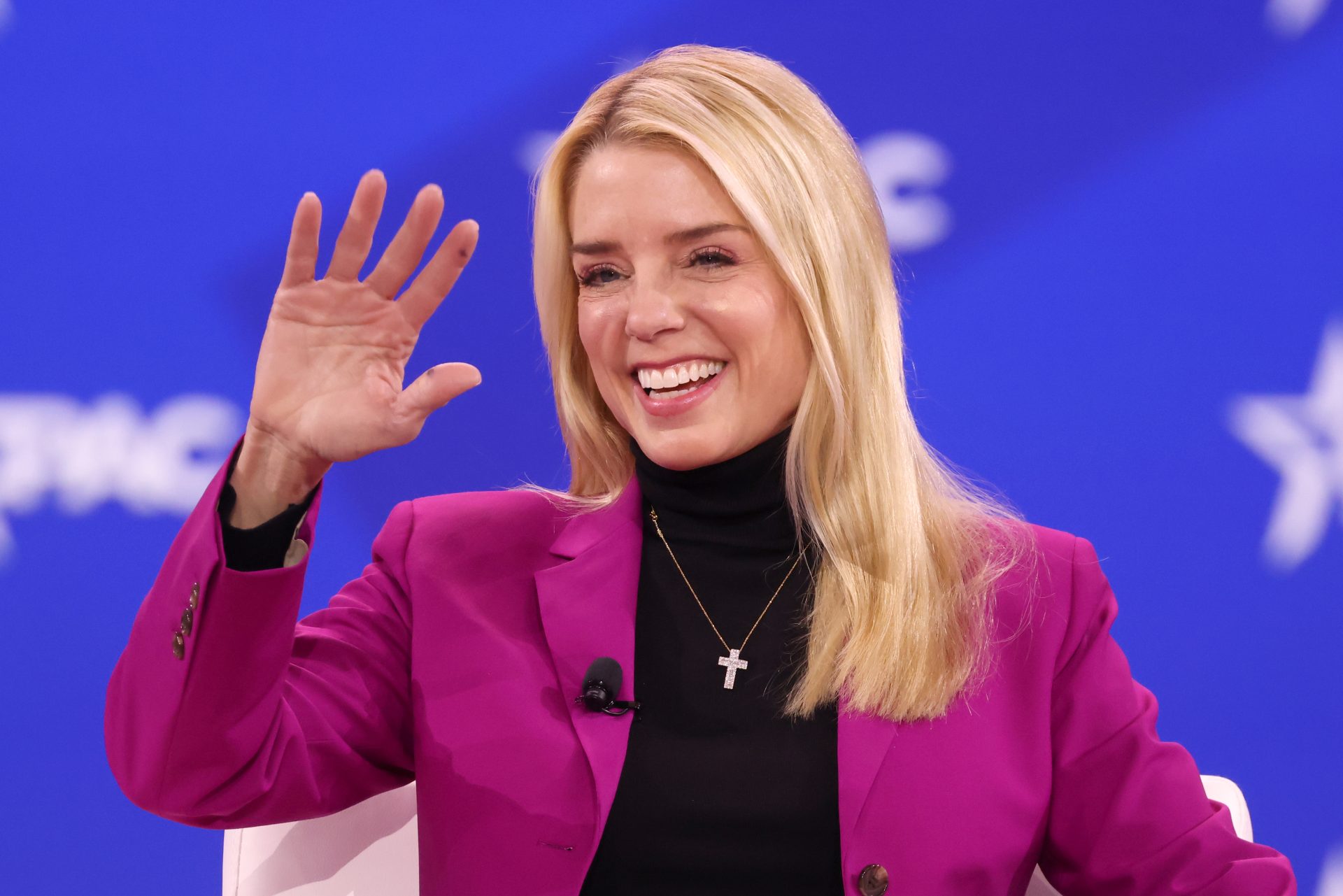 US AG Pam Bondi sold more than $1 million in Trump Media stock the day ...