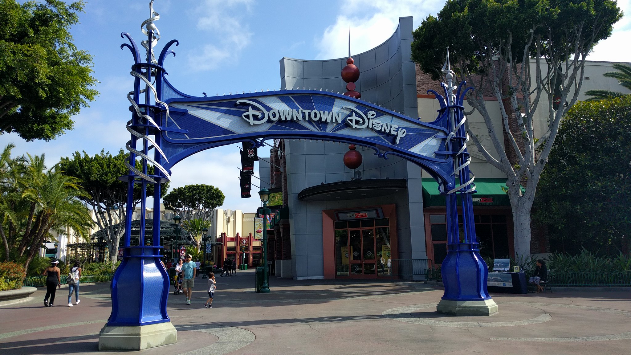 Anaheim tourism tax proposal doesn’t move forward